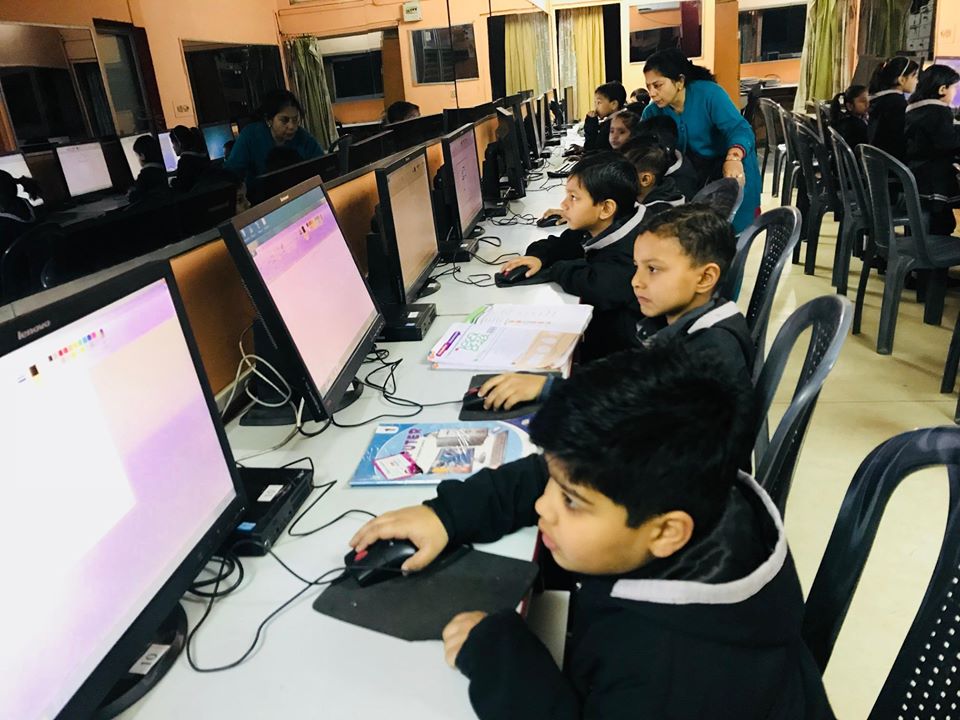 Computer Lab - Best School in Alwar, Jaipur, Raipur, Gurugram*